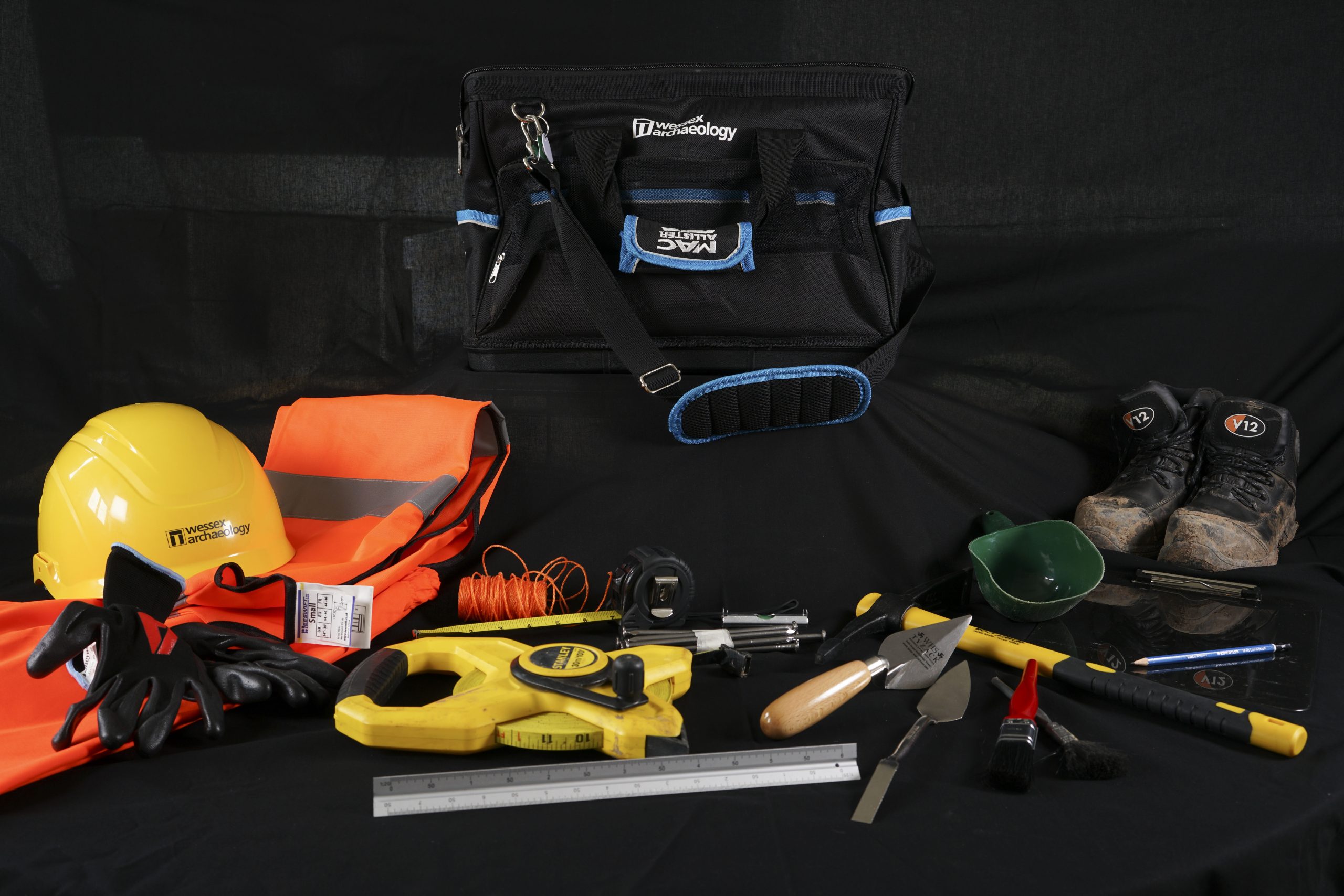 Wessex Archaeology: Archaeology through Equipment - HS2